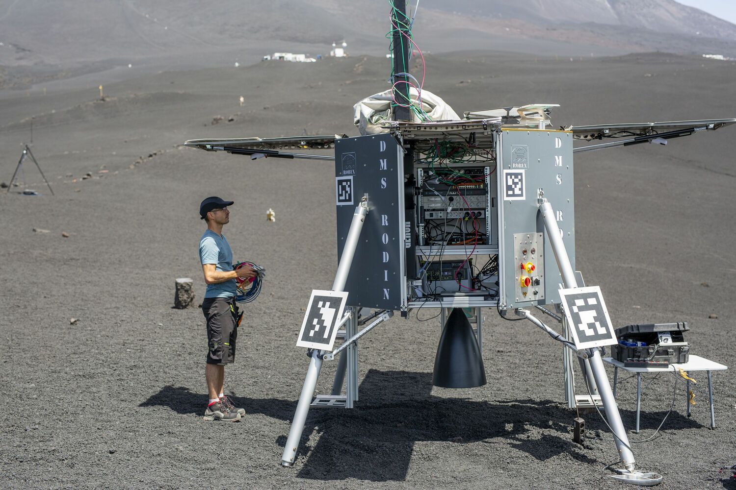 WATCH TIP: NEW SPACE - THE RACE IS BACK ON / DER NEUE WETTLAUF INS ALL